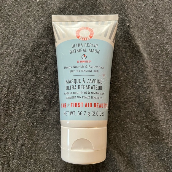 First Aid Beauty | Skincare | First Aid Beauty Oatmeal Mask | Poshmark